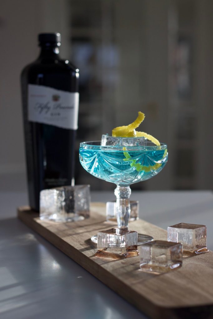ICE in Cocktails – does it really matter? – Fifty Pounds Gin.